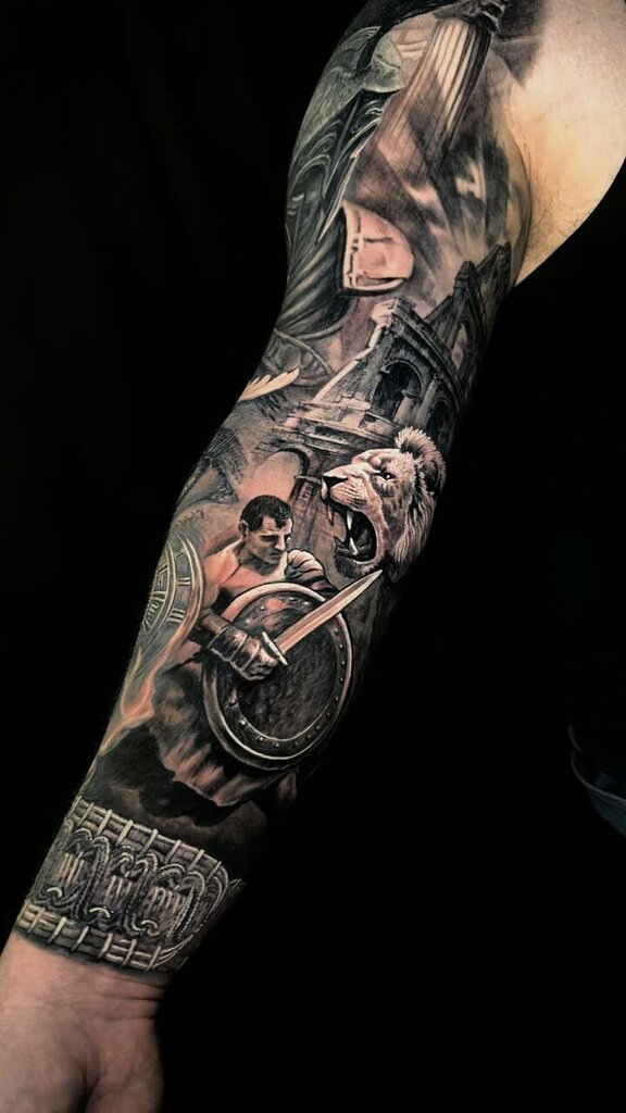 Dövmeciler Rustam. Tattoo, Moskova, foto