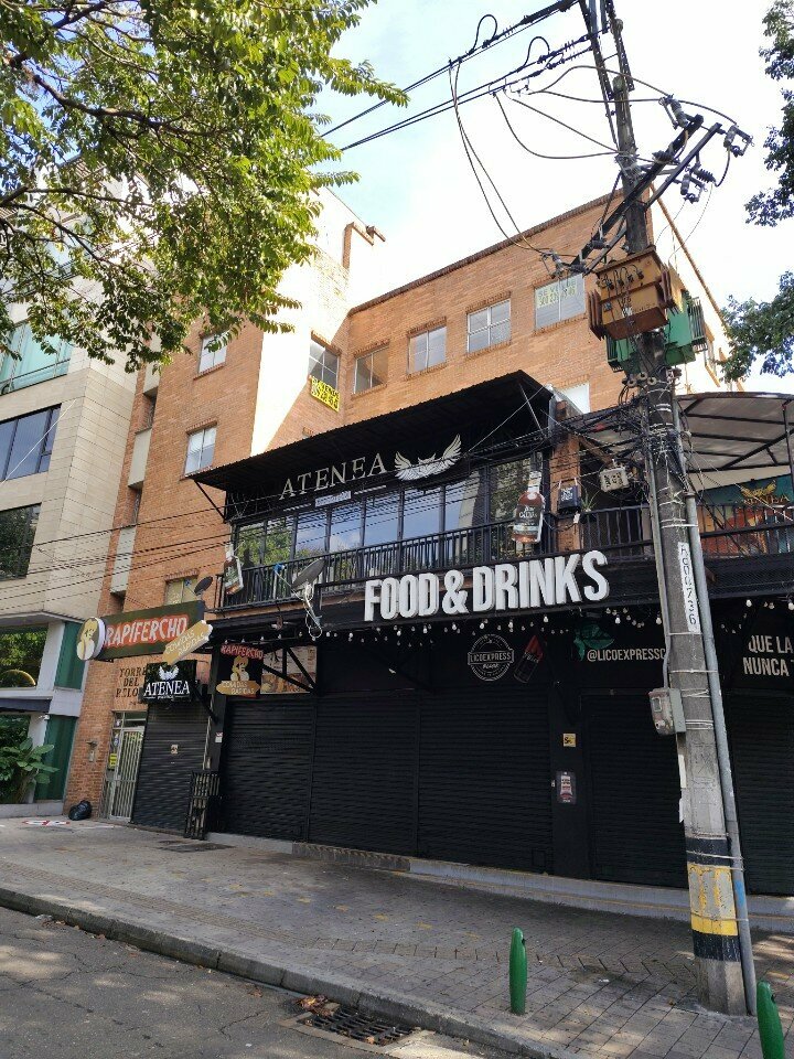 Bar Atenea Discoteca Crossover La 70, Medellin, foto