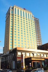 Borrman Hotel Dongguan Changping Avenue (Guangdong Province, Dongguan City, stantsiya Dunguan), otel  Dongguan'dan