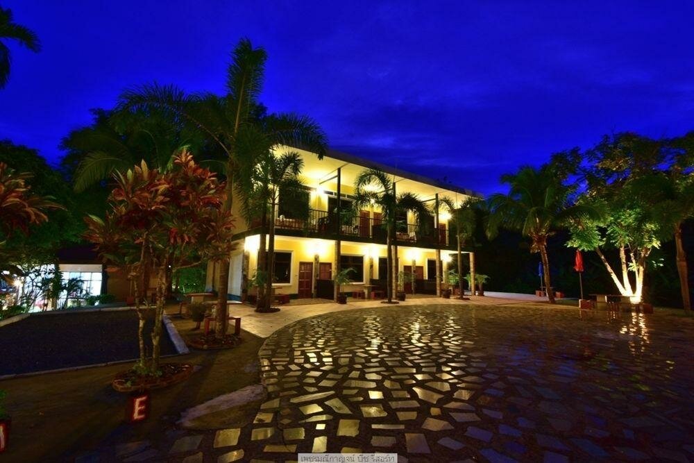 Otel Pechmaneekan Beach Resort, Dünya, foto