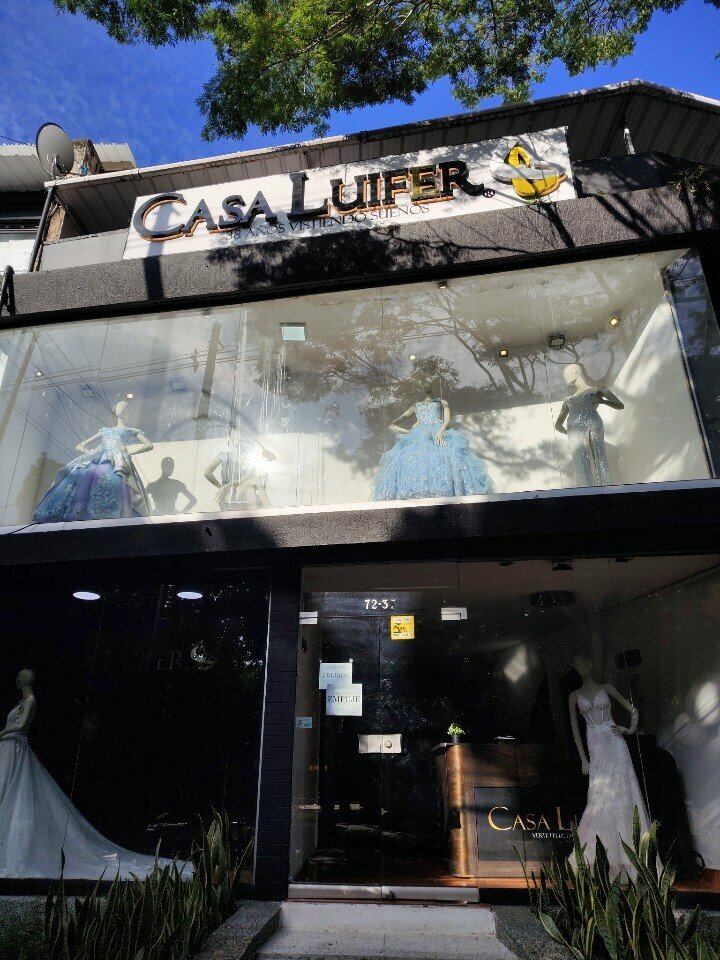 Dış giyim mağazası Casa luifer, Medellin, foto