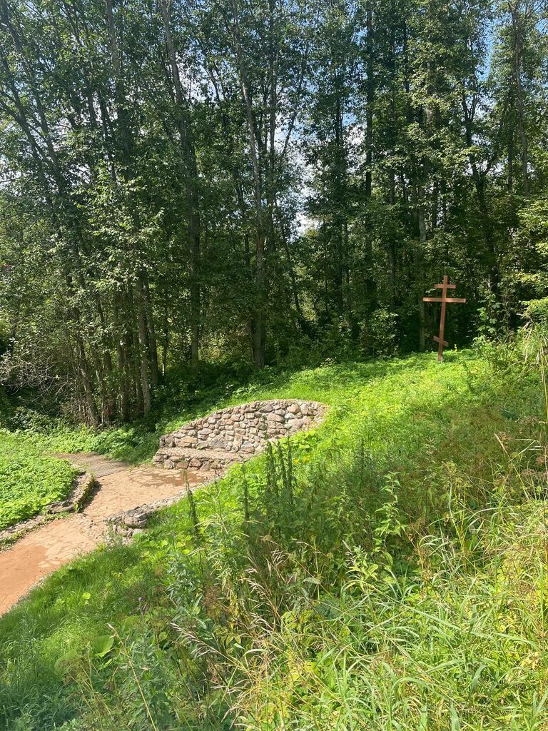 Pınar, çay Spring, stream, Saint‑Petersburg ve Leningradskaya oblastı, foto