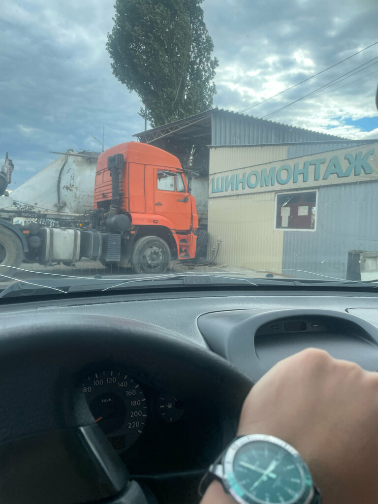 Oto lastik tamiri Шиномонтаж легковой и грузовой, Rostovskaya oblastı, foto