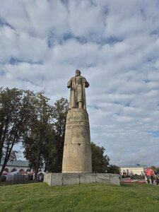 Сусанинский сквер (gorodskoy okrug Kostroma, Fabrichny rayon, Susaninskiy skver), kültür ve eğlence parkları  Kostroma'dan