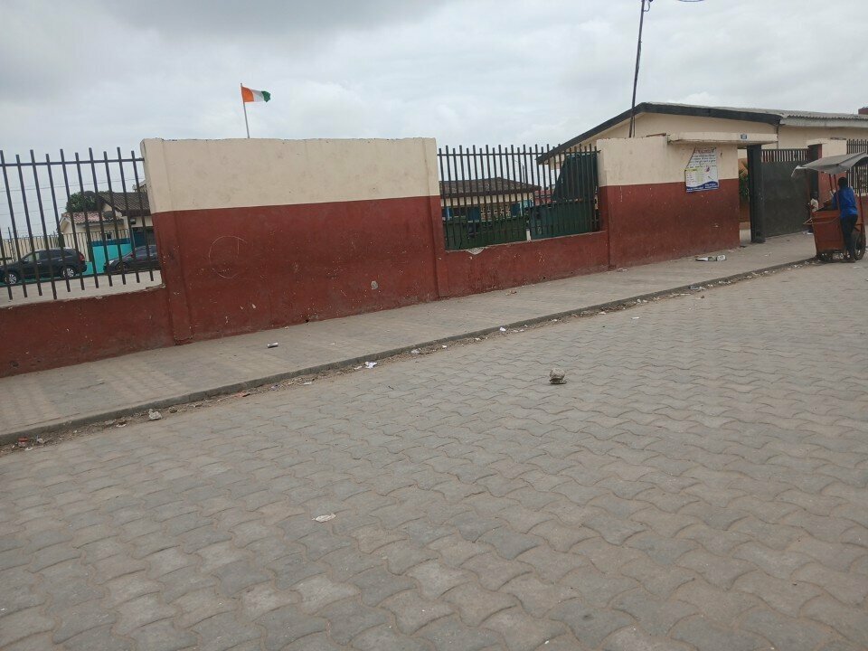 i̇lkokul Groupe Scolaire Mondon, Abican, foto