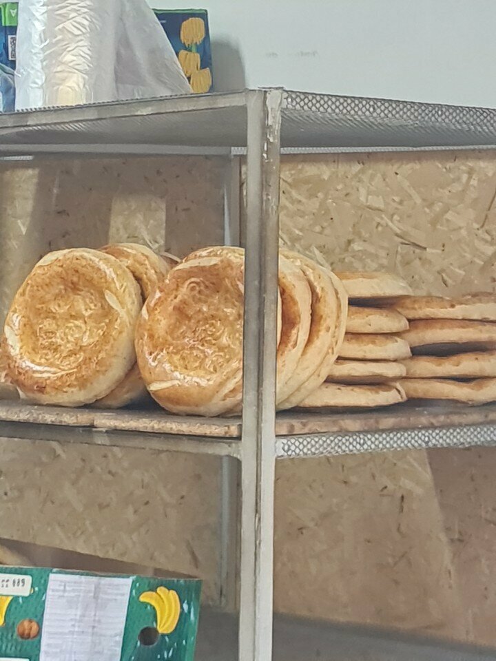 Ekmek fırını Bread Sales Point, Çimkent (Şımkent), foto
