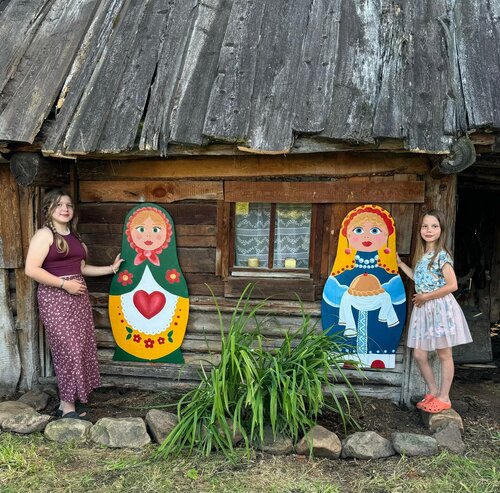 Müzeler ve sanat galerileri Этнодом музей Матрёшка, Çeliabinskaya oblastı, foto