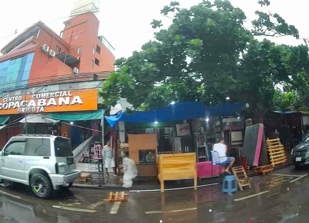 Ev temizlik ürünleri Home Goods Store, Santa‑Krus, foto