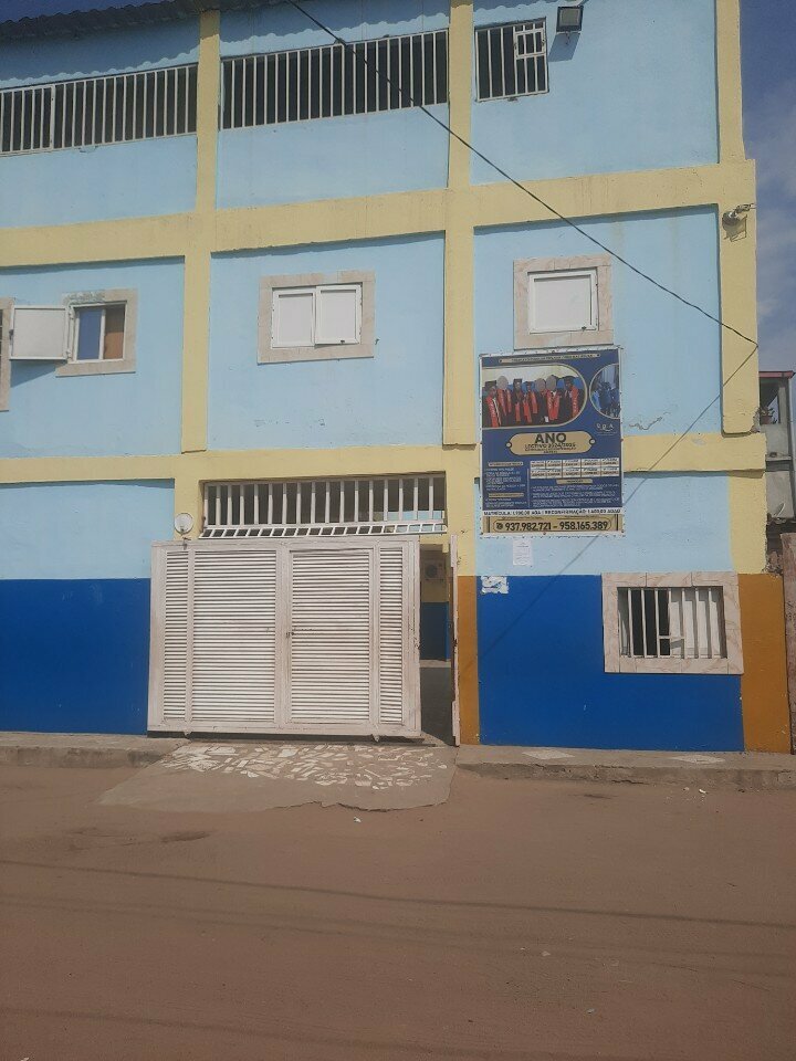 Eğitim merkezleri Complexo escolar privado Vindo das Águas, Loanda, foto