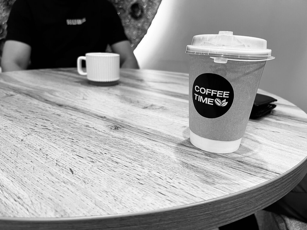 Kahve dükkanları Coffee time, Pallasovka, foto