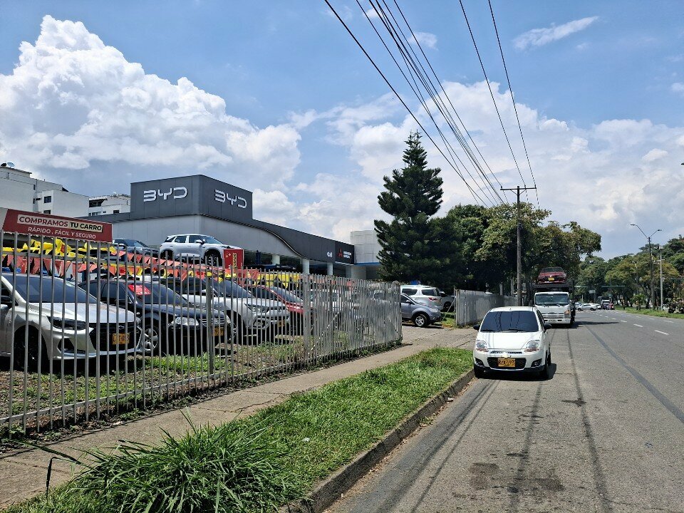 Otomobil yedek parçaları General Motors - Colmotores S. A., Cali, foto