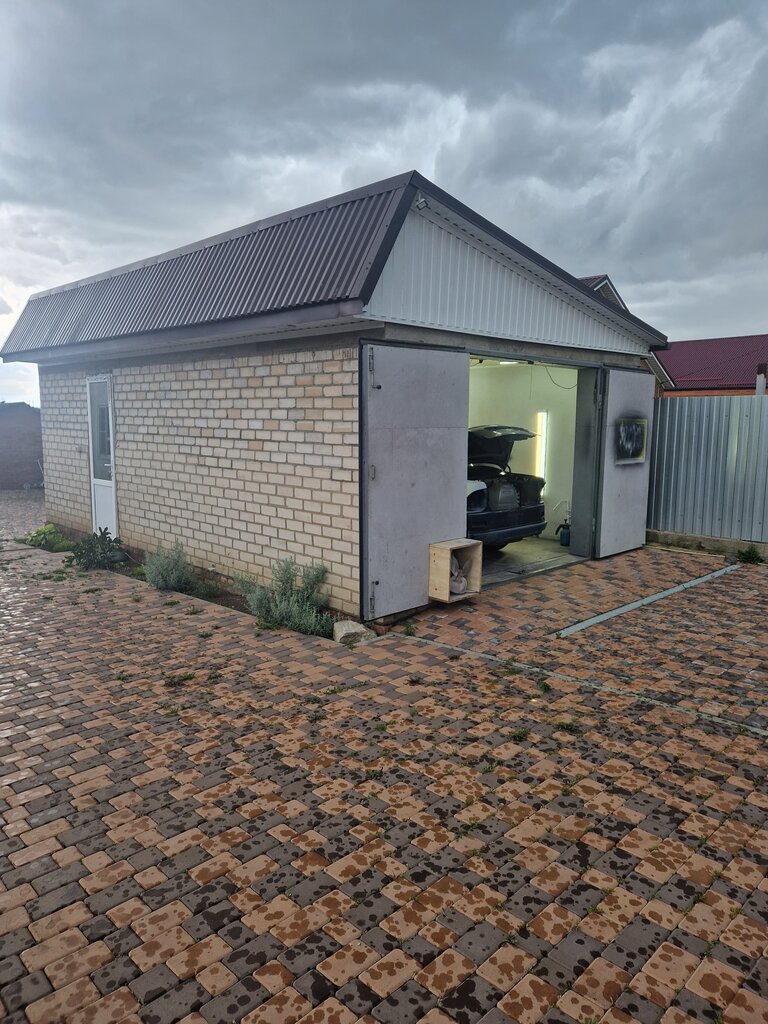 Oto kaporta M. R. Auto, Krasnodarski krayı, foto