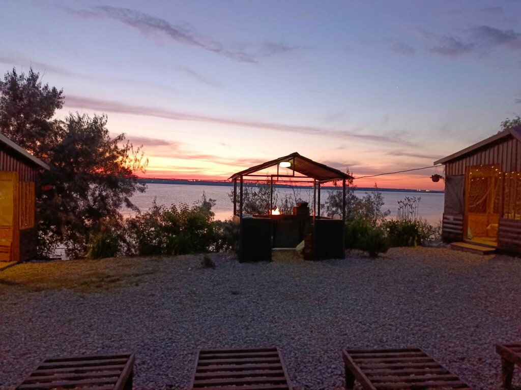 Tatil köyleri Глэмпинг Парус, Saratovskaya oblastı, foto