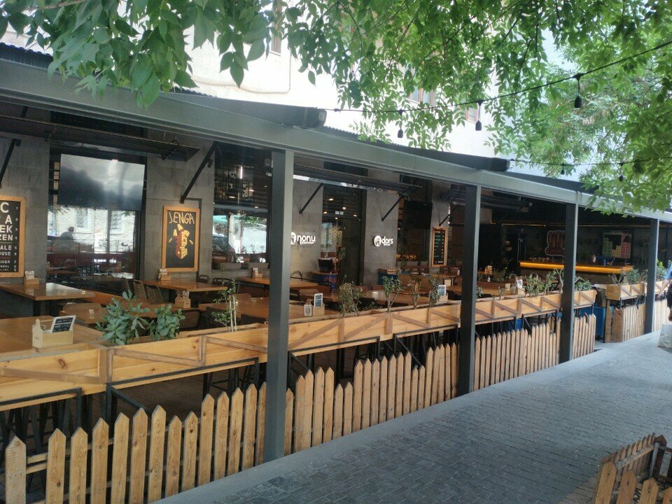 Restoran Dors Craft Beer and Kitchen, Erivan, foto