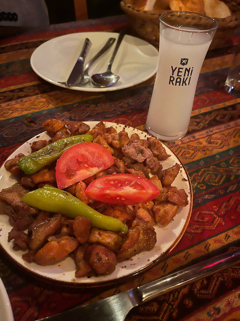 Restoran Vakkas Et ve Uykuluk Yeri, İstanbul, foto