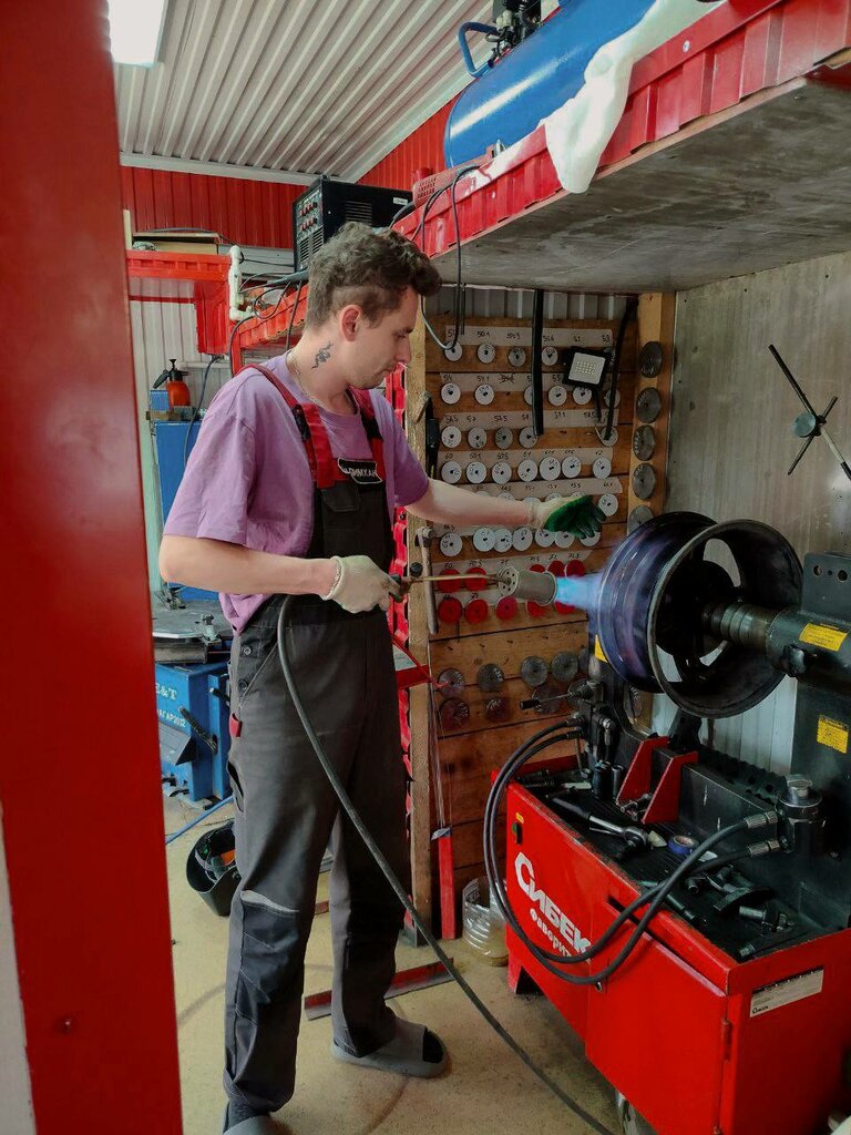 Oto lastik tamiri Shinka Diskoprav, Izhevsk, foto