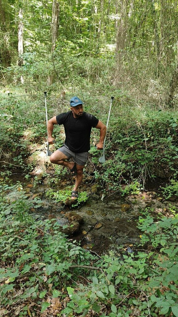 Pınar, çay Spring, stream, Dağıstan, foto