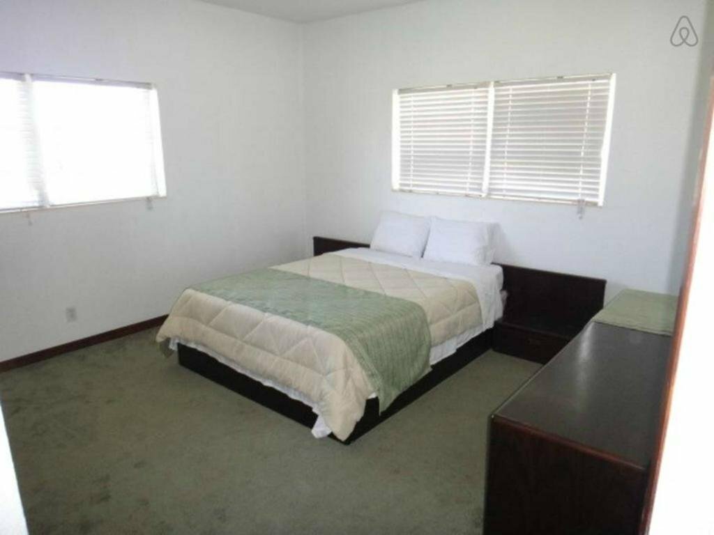 Otel Celestial Suites, Freeport, foto