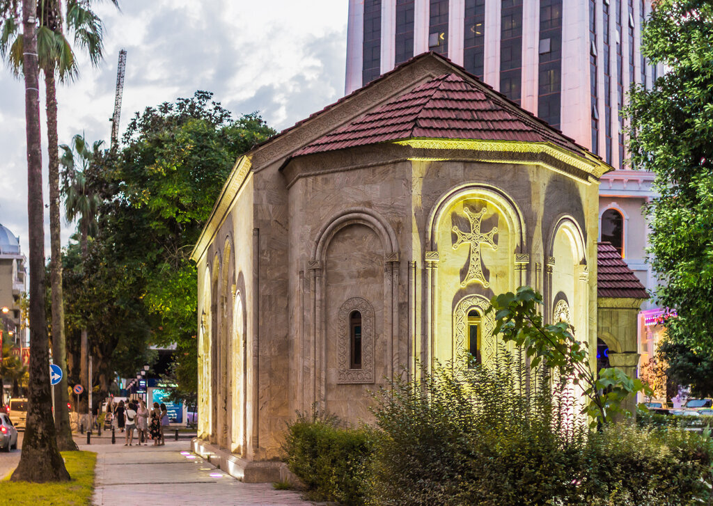 Ortodoks kiliseleri Старая церковь святой Варвары, Batum, foto