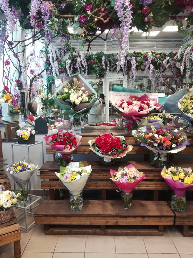 Çiçekçiler TsvetyOptRoznitsa, Saint‑Petersburg, foto