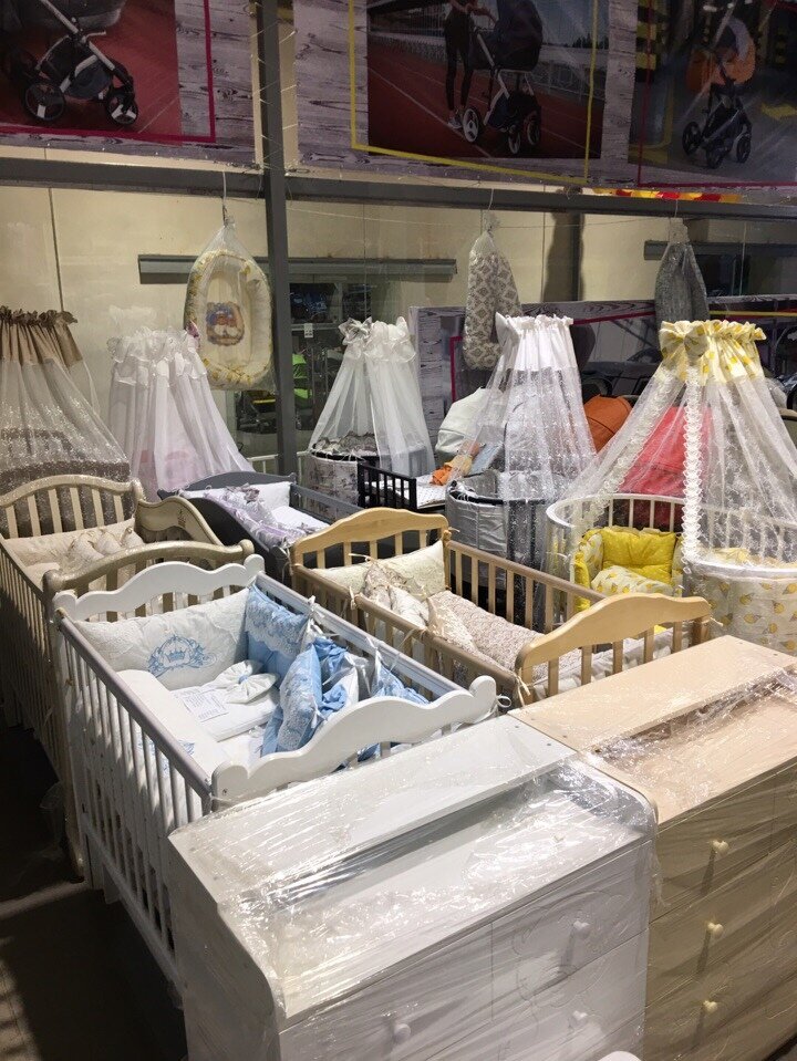 Çocuk mağazaları Dom kolyasok U Tikhonovoy, Çeliabinsk, foto