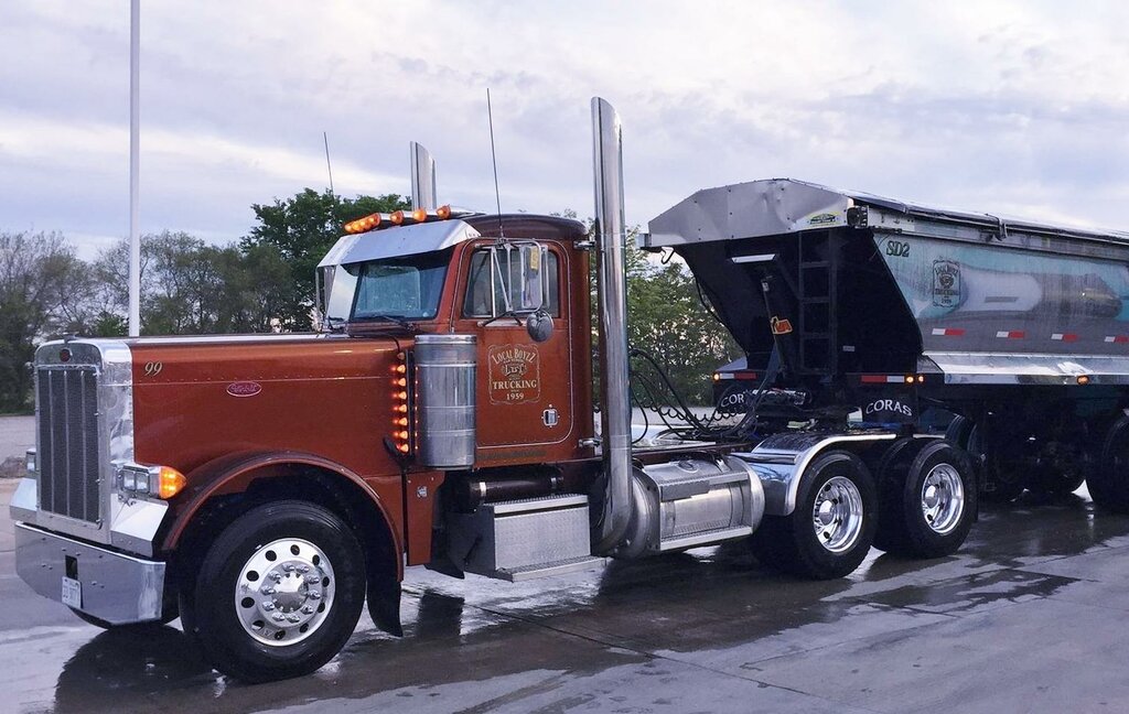 Kamyon ve ağır vasıta satış ve servis firmaları LocalBoyzz Trucking, İllinois, foto