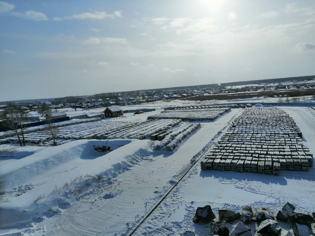 Taş ürünler ve yapılar Td Uralgrafit, Çeliabinskaya oblastı, foto