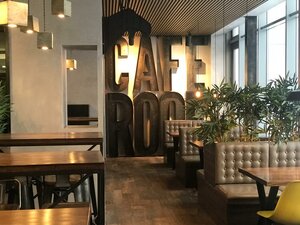 Roof Cafe (Sovetskiy prospekt No:2Б), kafe  İvanteyevka'dan