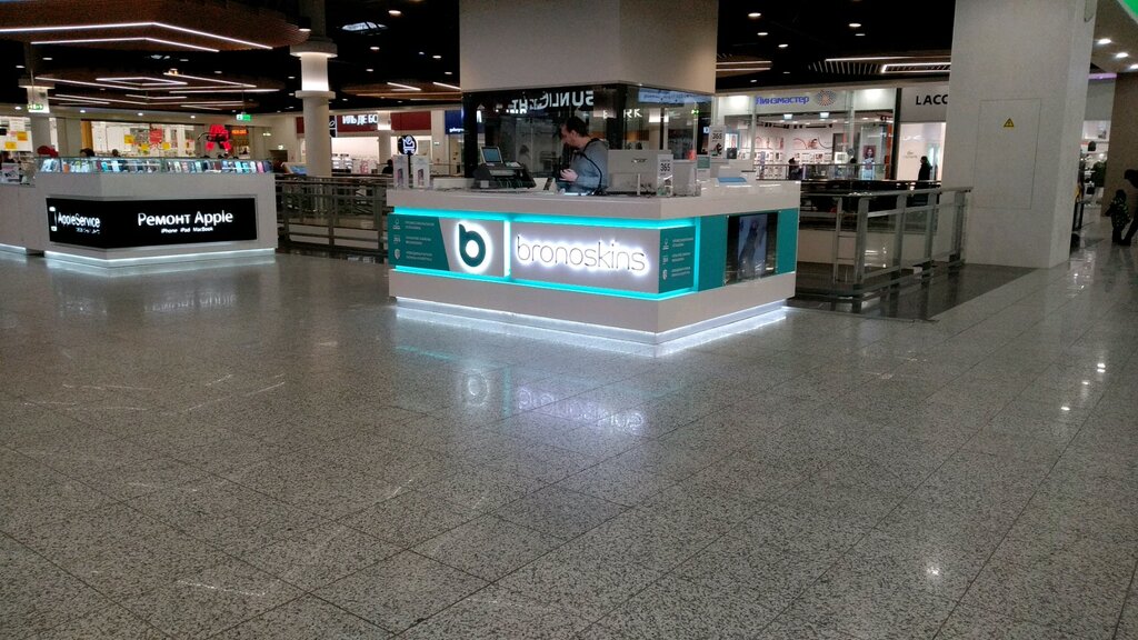 Cep telefonu aksesuarları Bronoskins в Mega, Kudrovo, foto