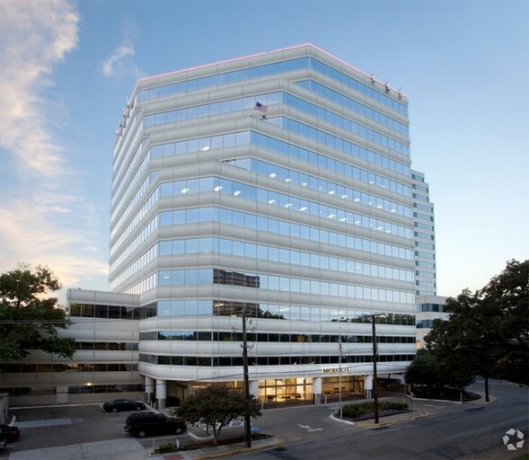 Telekomünikasyon satış noktaları Alleare Consulting, Dallas, foto