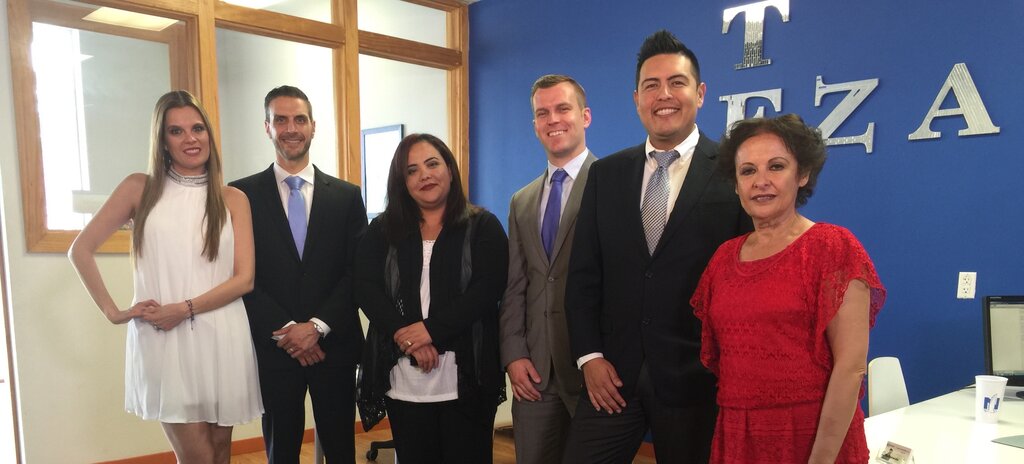 Sigorta şirketleri Lezam Insurance, Texas, foto