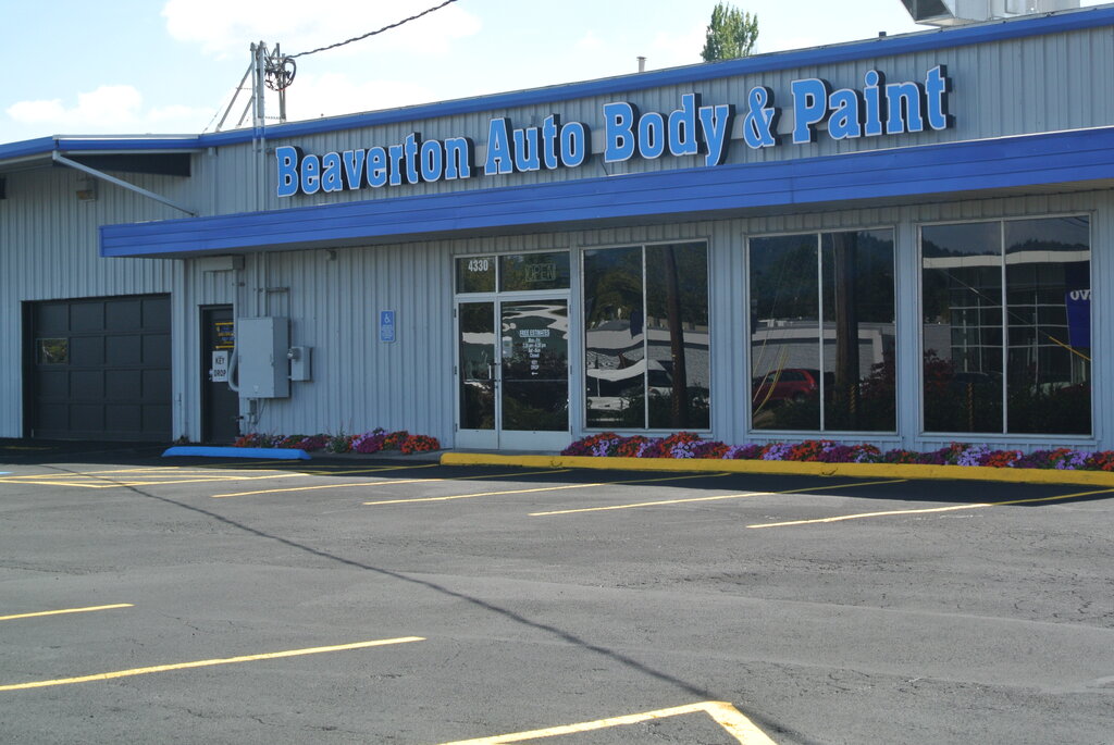 Otomobil camları Beaverton Auto Body & Paint, Beaverton, foto