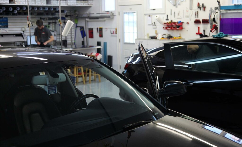 Araç camlarının renklendirilmesi Coastal Glass Tinting, Wilmington, foto