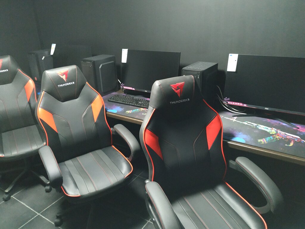 Oyun salonları Звезда, Radujny, foto