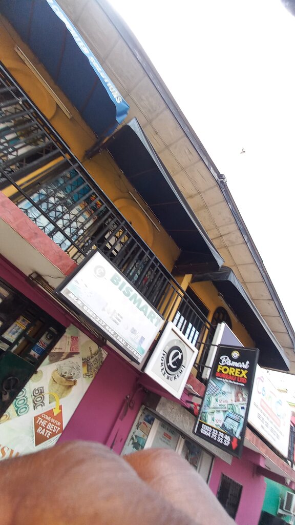 Ticaret merkezleri Bismart Forex, Akra, foto