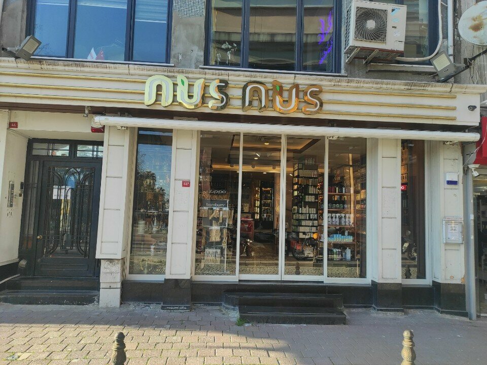 Gıda malzemeleri ve baharatlar Nus Nus, İstanbul, foto
