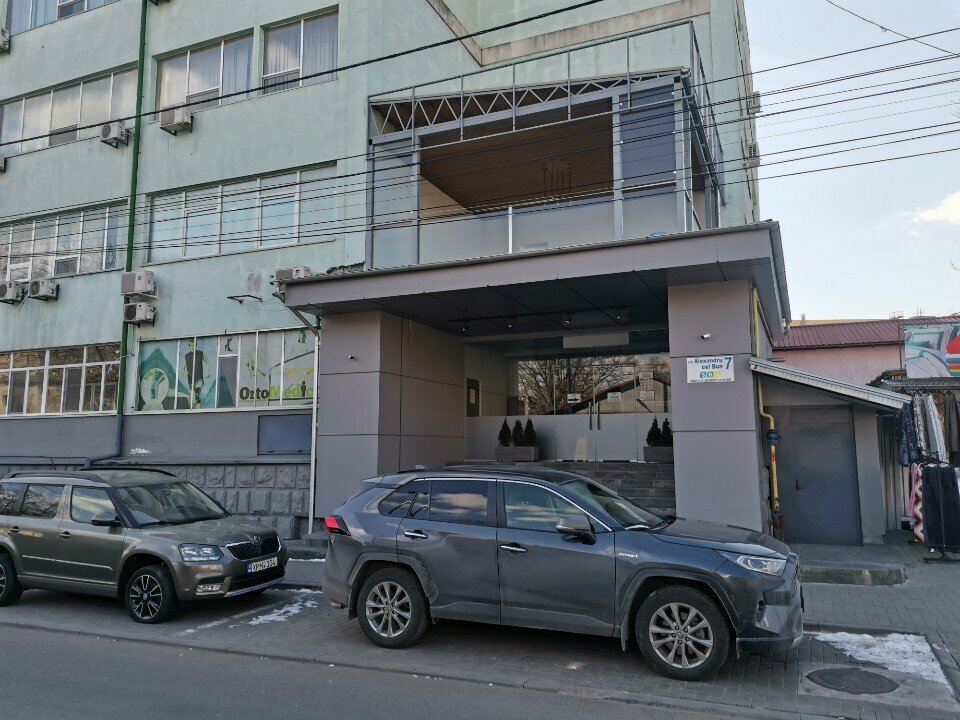 Kantin, yemekhane Три пескаря, Kişinev, foto