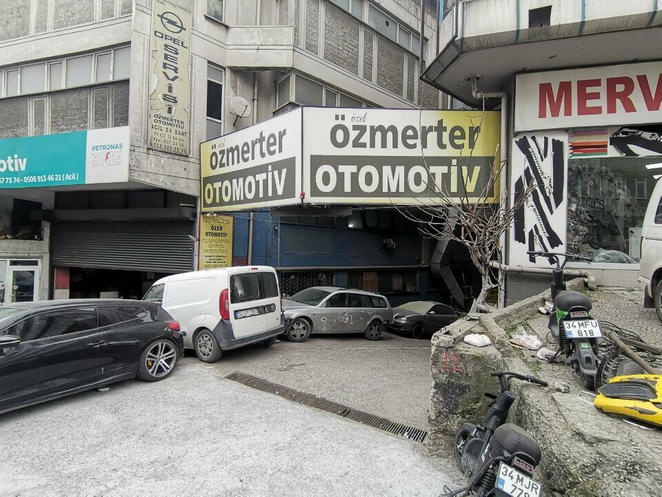 Oto kaporta Özmerter Otomotiv, İstanbul, foto