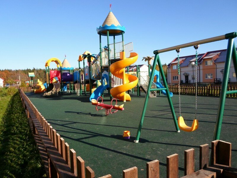 Oyun alanı Playground, Saint‑Petersburg ve Leningradskaya oblastı, foto