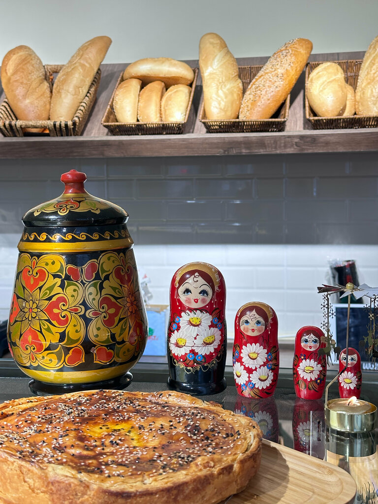Pasta, şekerleme ve tatlı Matreshka, Bakü, foto