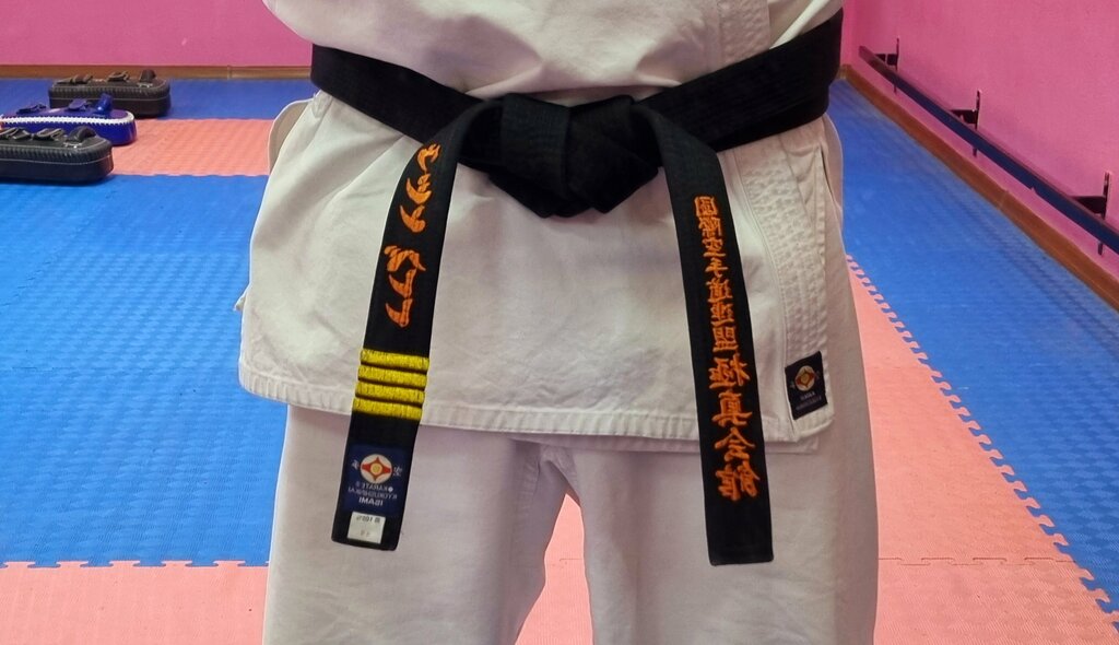 Spor kurumları Karate, Yevpatorya, foto