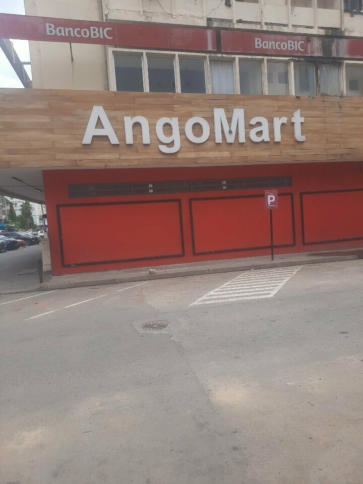 Süpermarket AngoMart, Loanda, foto