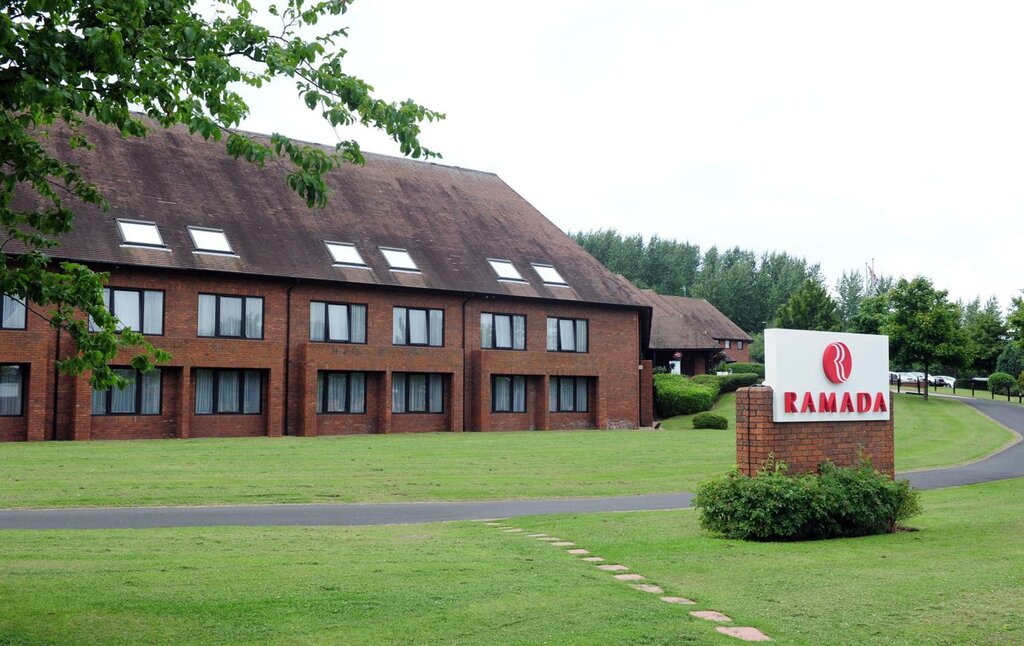 Otel Ramada by Windham Telford Ironbridge, İngiltere, foto