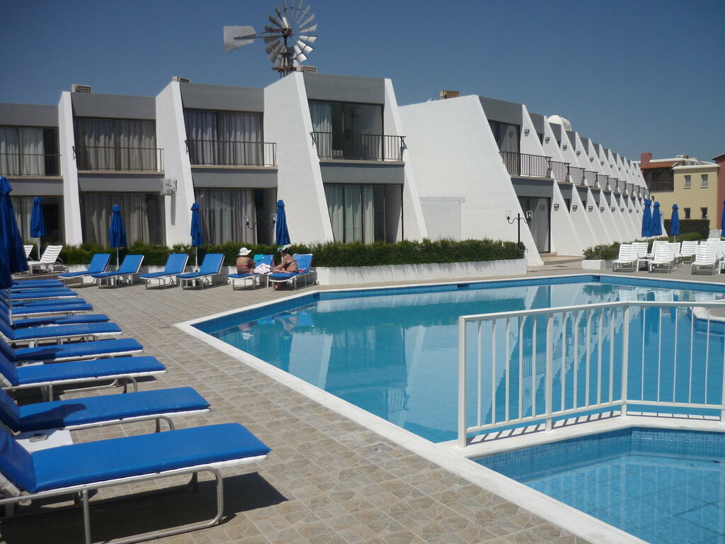Otel Penelope Beach Hotel Apts, Dünya, foto
