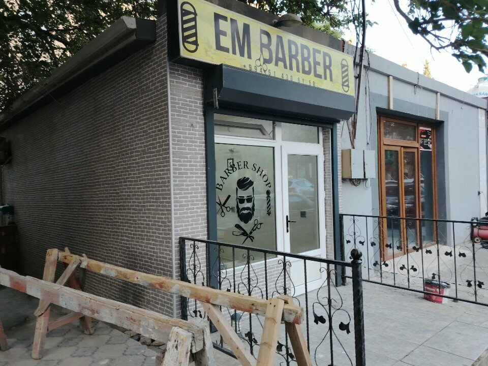 Berberler Barbershop, Bakü, foto