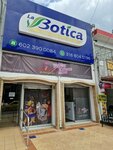 La botica (Valle del Cauca, Municipio de Santiago de Cali, Comuna 19, Avenida Roosevelt, 26-80), eczaneler