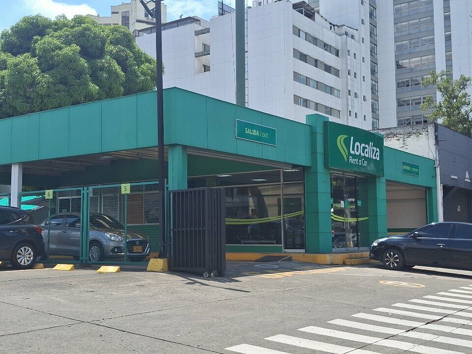 Oto kiralama Localiza Alquiler de Carros, Cali, foto