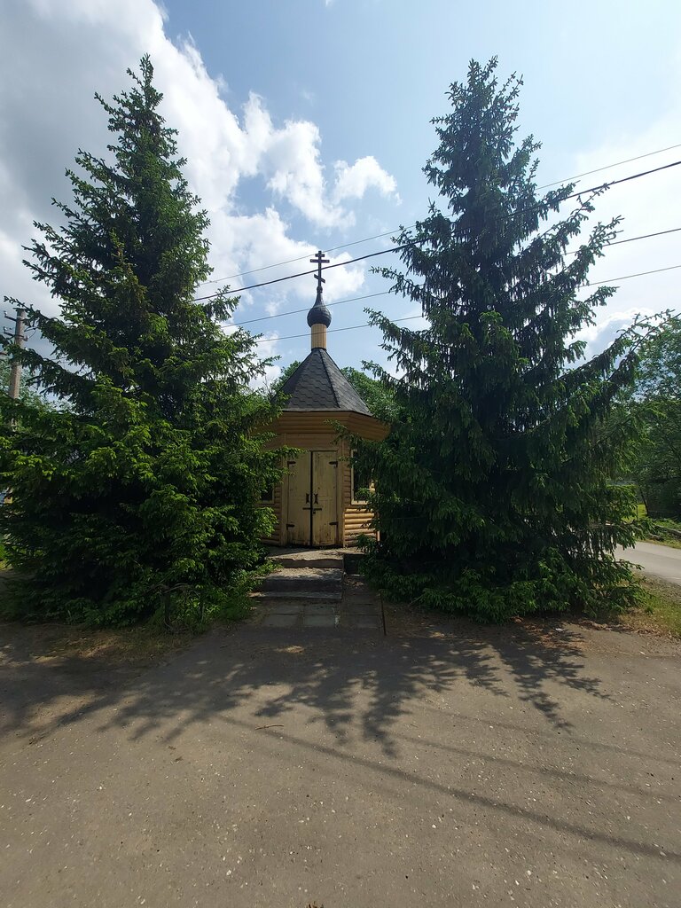 Ortodoks kiliseleri Chasovnya Aleksandra Svirskogo V sadovom tovarishchestve Dubrava, Moskova ve Moskovskaya oblastı, foto