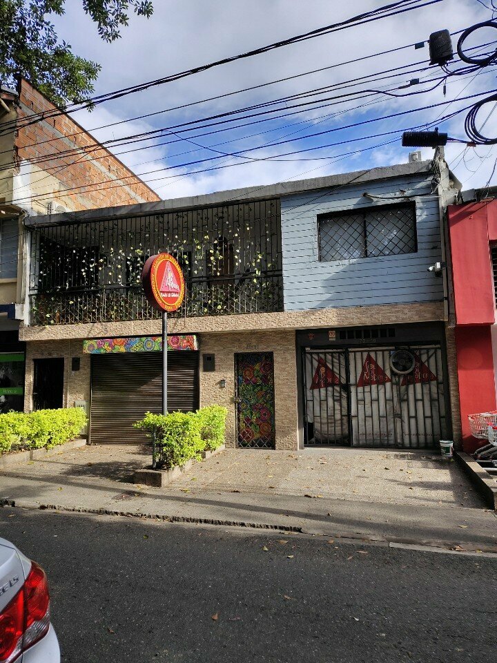 Dış giyim mağazası Wooden Sun, Medellin, foto