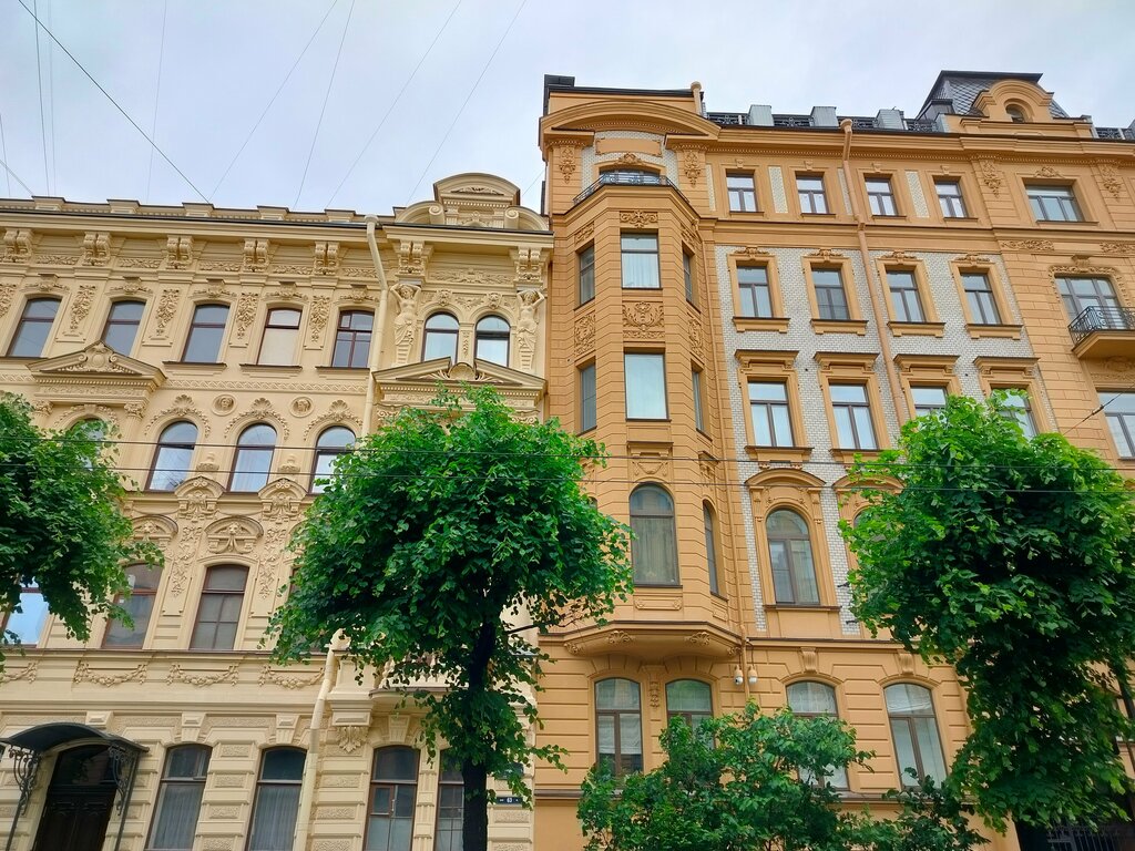 Turistik yerler Доходный дом купцов Гулиных, Saint‑Petersburg, foto